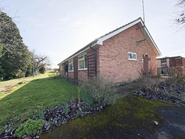 1 bedroom semi detached house for sale