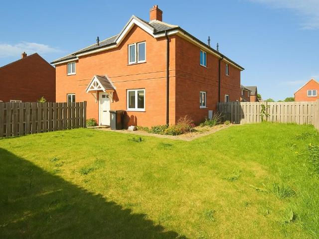 1 bedroom semi detached house for sale