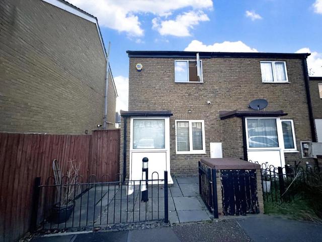 1 bedroom semi detached house for sale
