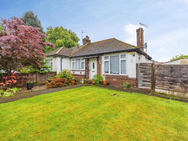 1 bedroom semi detached house for sale