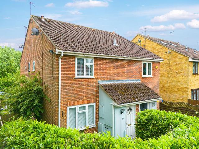 1 bedroom semi detached house for sale