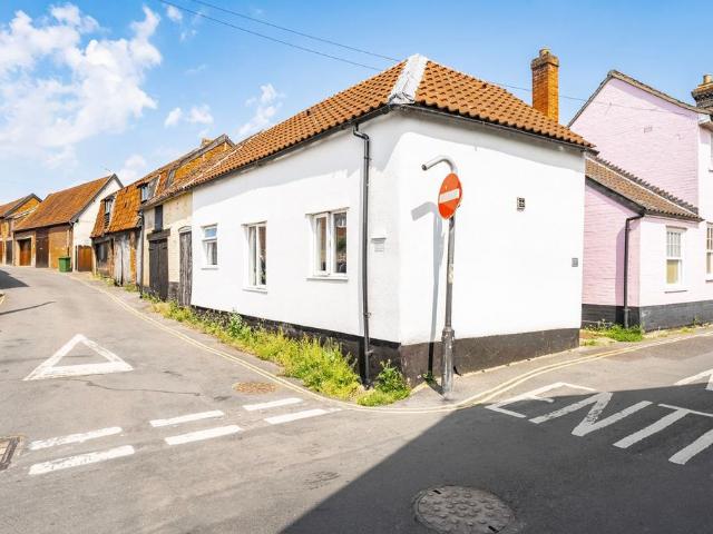 1 bedroom semi detached house for sale