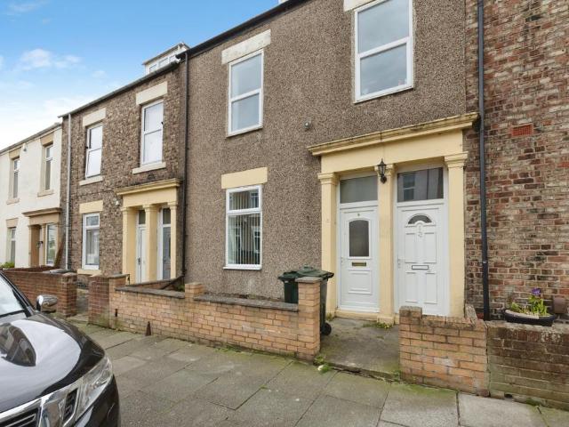 1 bedroom ground flat for sale