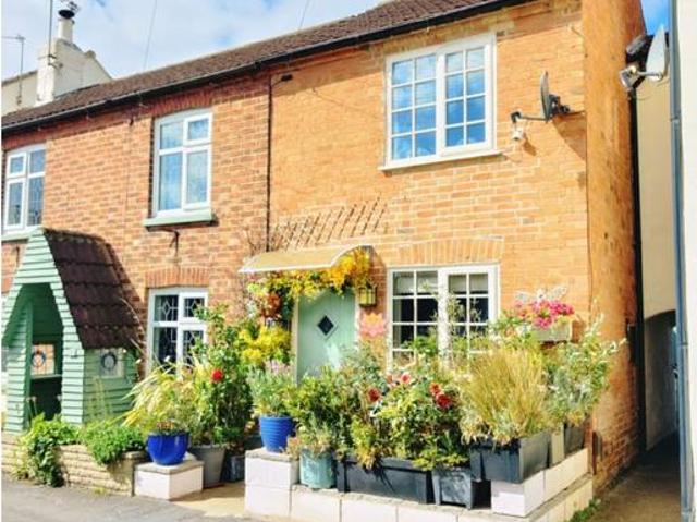 1 bedroom semi detached house for sale