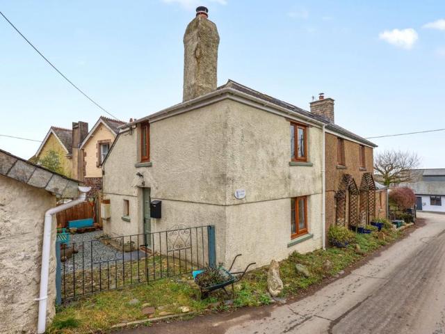 1 bedroom semi detached house for sale