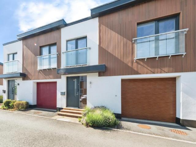 1 bedroom semi detached house for sale