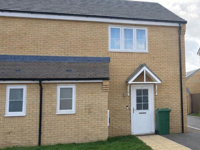1 bedroom semi detached house for sale