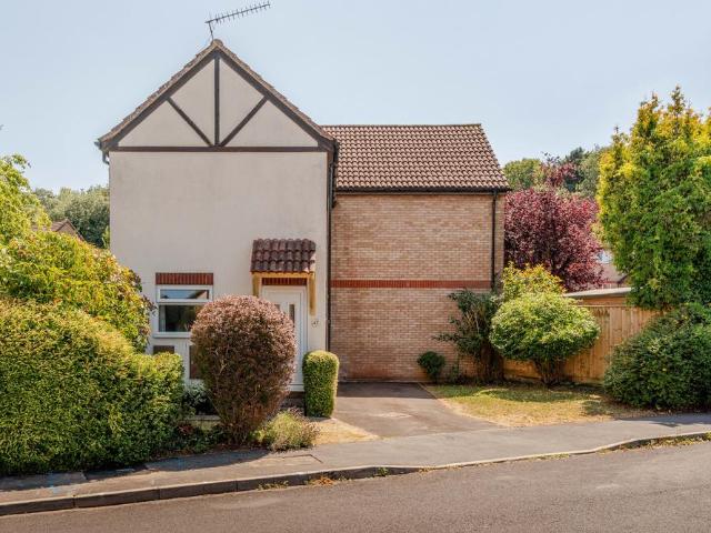 1 bedroom semi detached house for sale