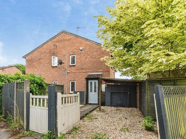 1 bedroom semi detached house for sale