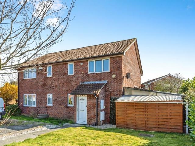 1 bedroom semi detached house for sale