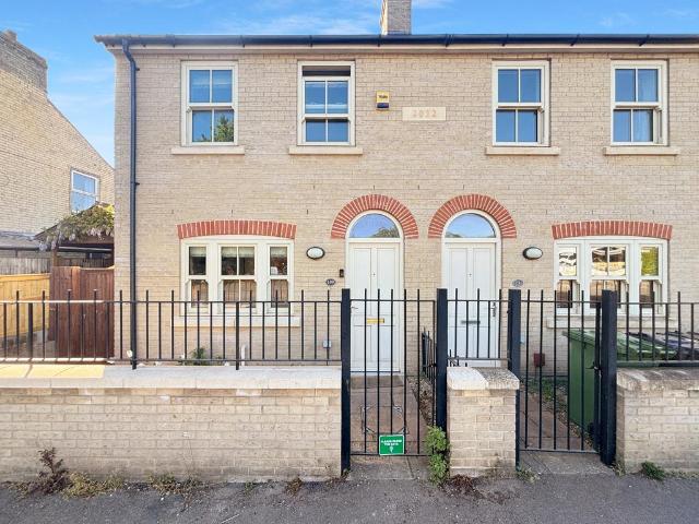 1 bedroom semi detached house for sale