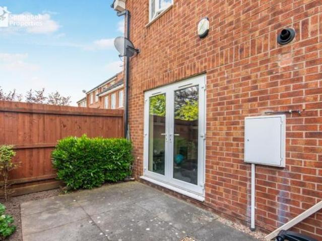 1 bedroom semi detached house for sale in Cudworth Drive, Mapperley, Nottingham, Nottinghamshire, NG3