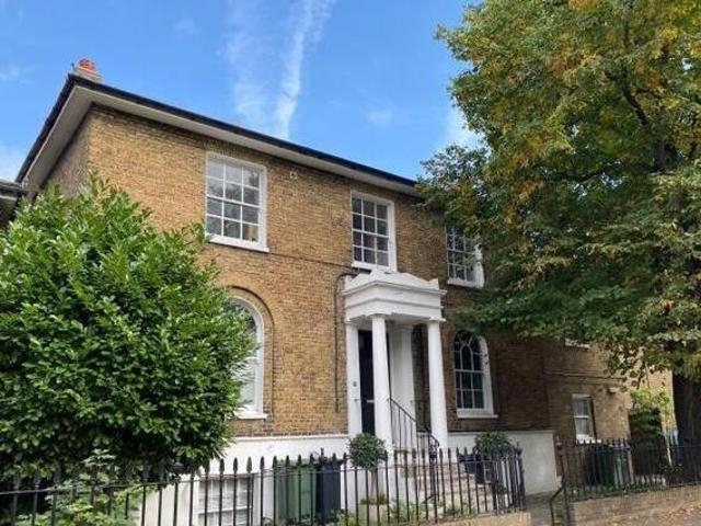 1 Bedroom Semi detached House For Sale In London