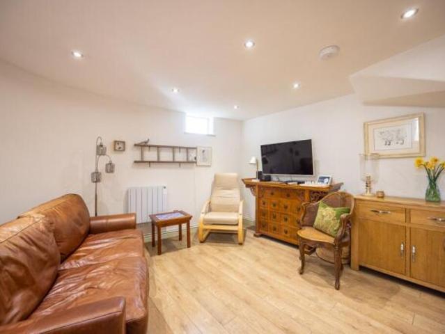 1 bedroom semi detached house for sale in Suffolk Road, The Suffolks, Cheltenham, Gloucestershire, GL50