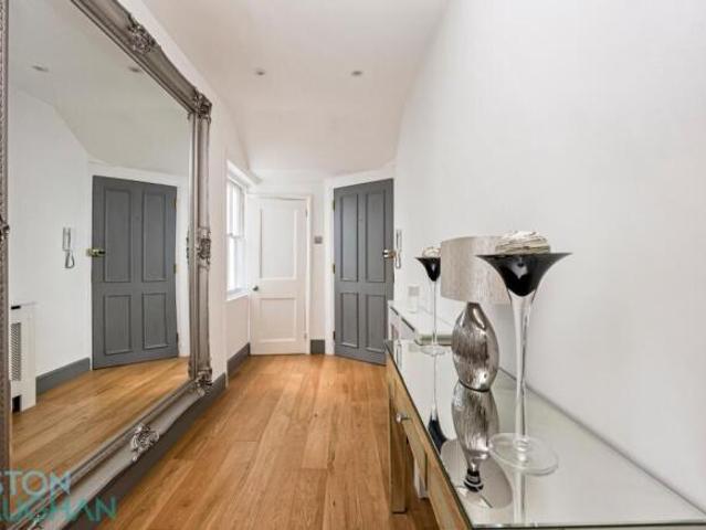 1 bedroom ground floor flat for sale in Sussex Square, Brighton, BN2
