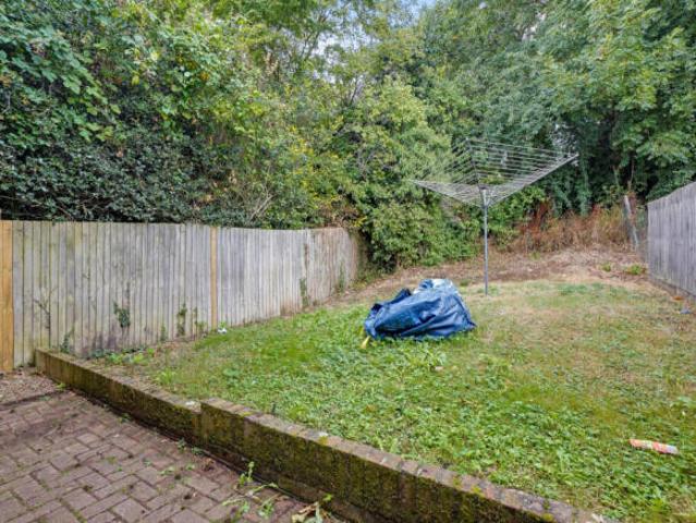 1 bedroom semi detached house for rent in 1 Bedroom House Share for Students, CT2