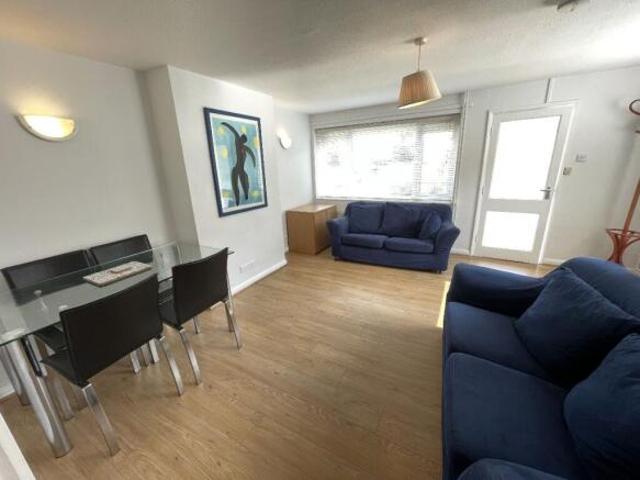 1 bedroom semi detached house for rent in Verwood Close, Canterbury, CT2