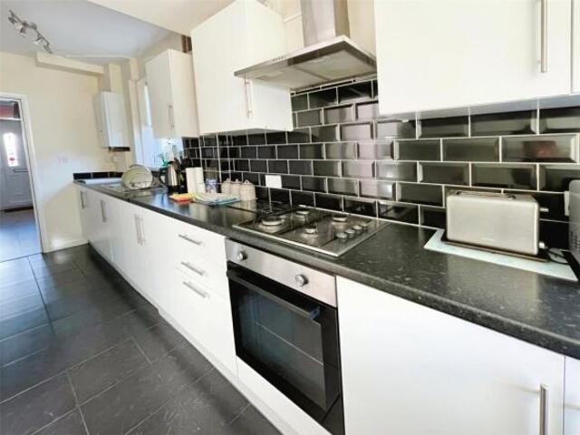 1 bedroom semi detached house for rent in Westmorland Street, Doncaster, South Yorkshire, DN4