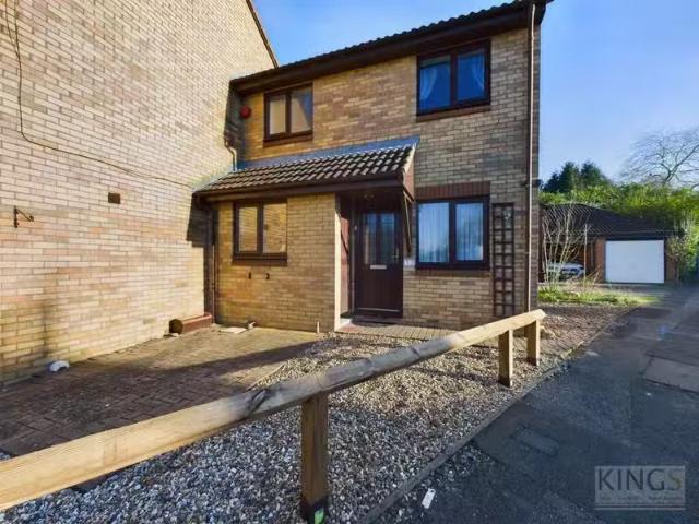 1 bedroom semi detached house for rent in Bull Stag Green, Hat.