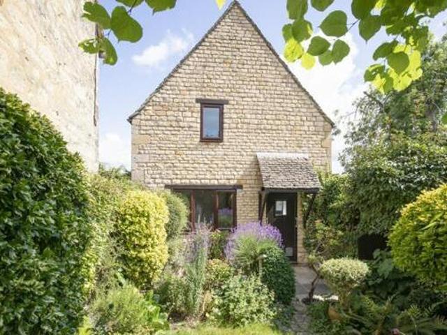 1 Bedroom Semi detached House For Rent In Burford