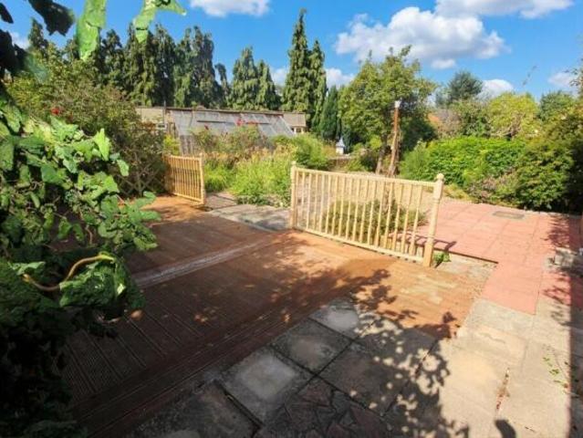1 bedroom semi detached house for rent in Erleigh Court Gardens, Earley, RG6