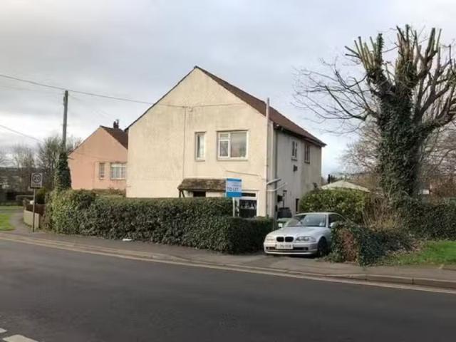 1 bedroom semi detached house for rent in Farm Road, Street, B.