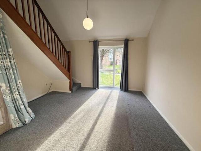 1 bedroom semi detached house for rent in Favell Drive, Furzton, MK4