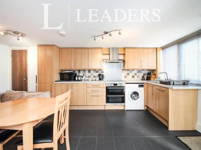 1 bedroom house share for rent in Fermor Crescent, Luton, LU2
