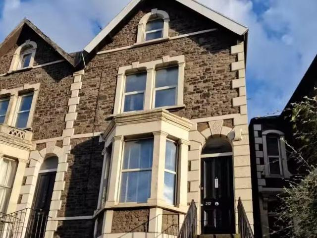 1 bedroom semi detached house for rent in Fishponds Road, East.