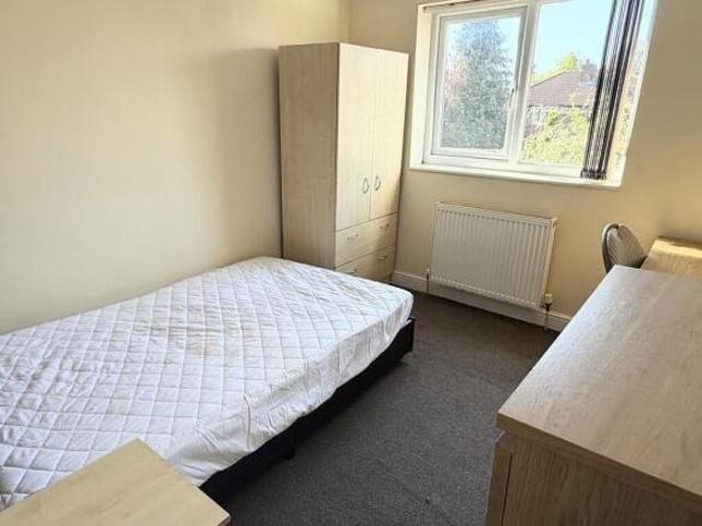 1 bedroom semi detached house for rent in Heathside Road, Manchester, M20