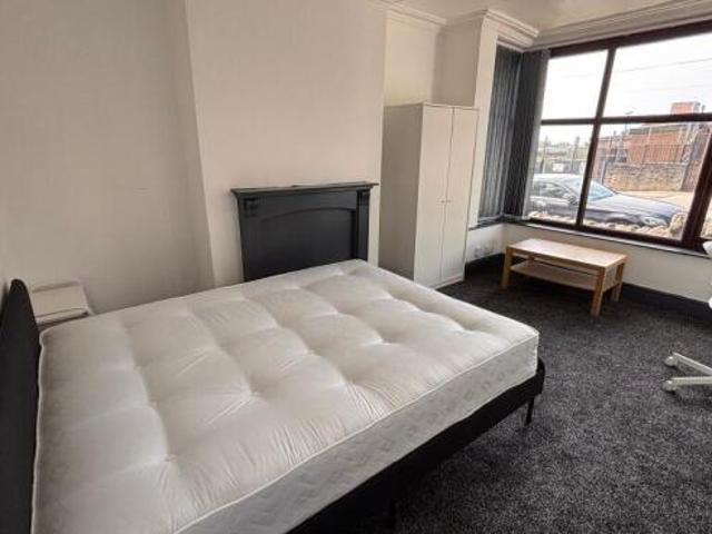 1 bedroom semi detached house for rent in Hucknall Road, Nottingham, Nottinghamshire, NG5