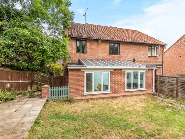 1 bedroom semi detached house for rent in Ivy Close, Badger Farm, Winchester, SO22