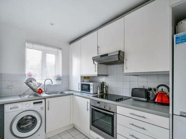 1 Bedroom Semi detached House For Rent In Kingston, Kingston Upon Thames