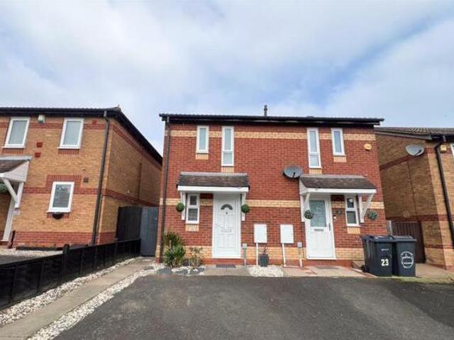 1 Bedroom Semi detached House For Rent In Kitts Green