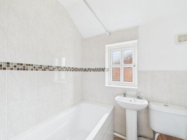 1 bedroom semi detached house for rent in Maple Drive, Chellaston, DE73