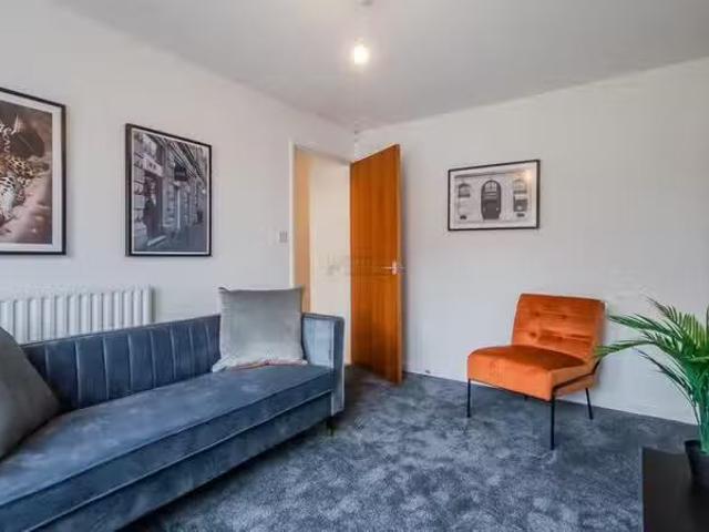 1 bedroom semi detached house for rent in Newhaven Close, Birm.