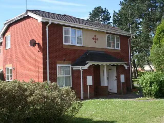 1 bedroom semi detached house for rent in Parkside Way, Rubery.
