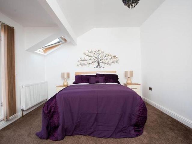 1 bedroom semi detached house for rent in Reginald Street, Leeds, LS7