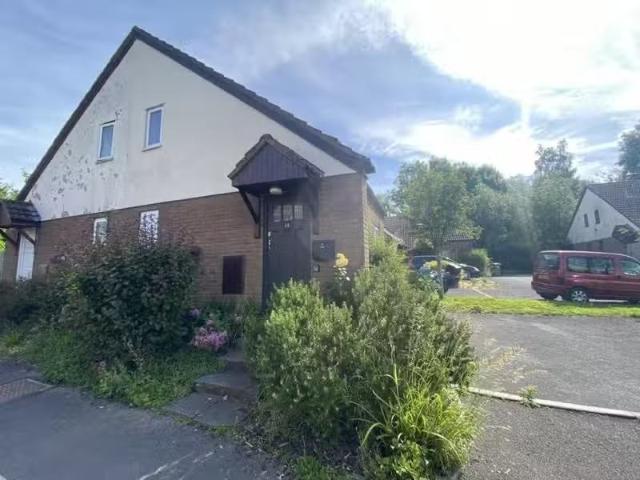 1 bedroom semi detached house for rent in Ridgeway Gardens, Gl.