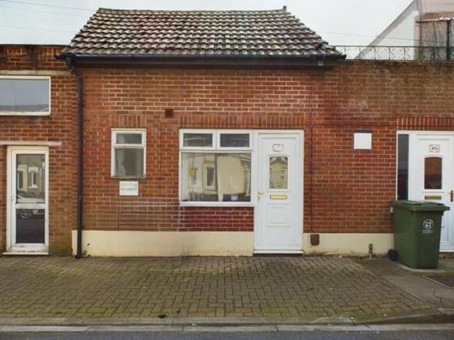 1 Bedroom Semi detached House For Rent In Southsea
