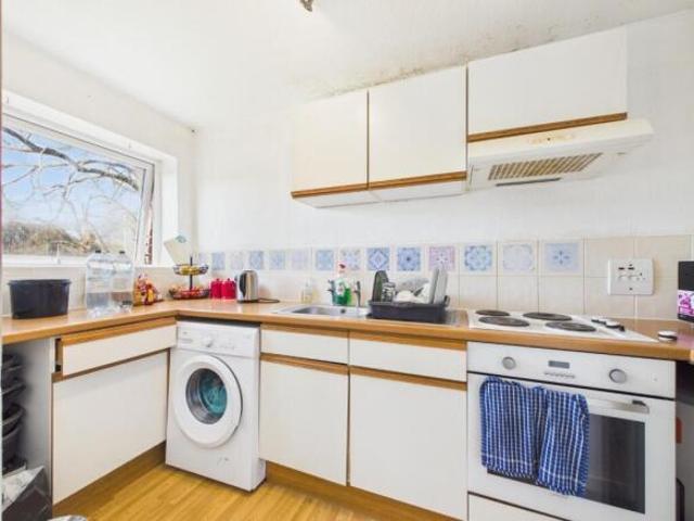 1 bedroom semi detached house for rent in St. Johns Road, Sidcup, Kent, DA14