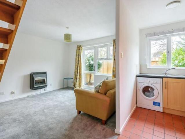 1 bedroom semi detached house for rent in St. Pauls Terrace, London, SE17