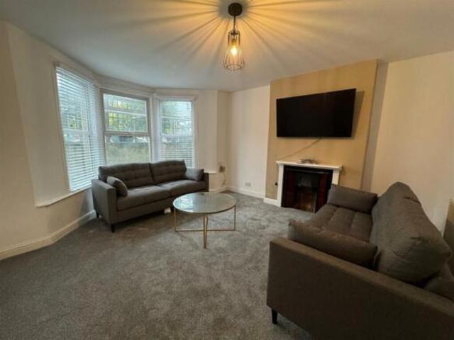 1 bedroom semi detached house for rent in Sussex Place, Bristol, BS2