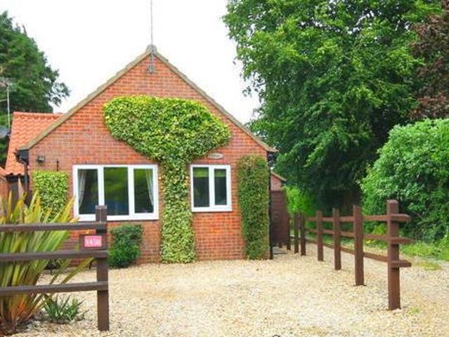 1 bedroom semidetached bungalow for rent in Holt Road Fakenham NR21
