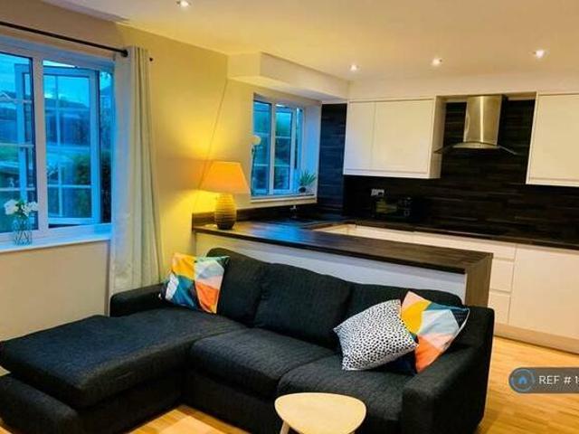 1 bedroom semidetached house for rent in Brundall Close StocktonOnTees TS19