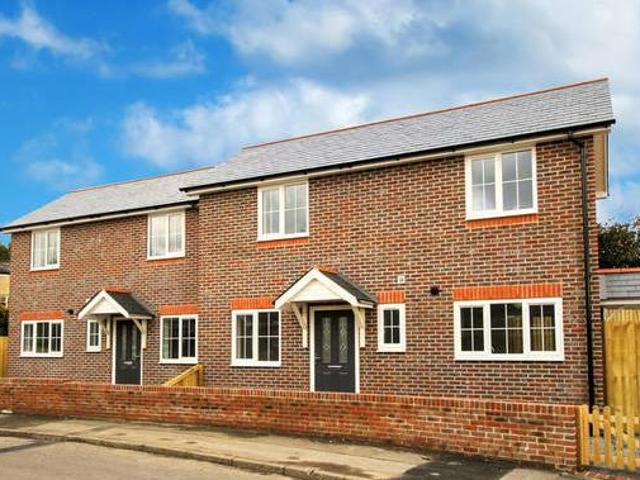 1 bedroom semidetached house for rent in Green Stile Medstead GU34
