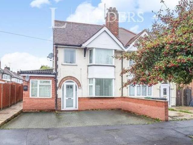 1 bedroom semidetached house for rent in Room 3 48 Northway CV31