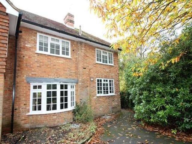 1 bedroom semidetached house for rent in The Annex Kings Ride GU15