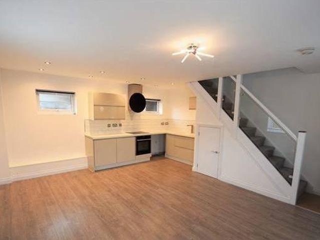 1 bedroom semidetached house for sale in Apple Tree Close Silsoe MK45