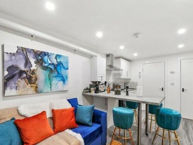 1 Bedroom Serviced Apartment For Rent In London